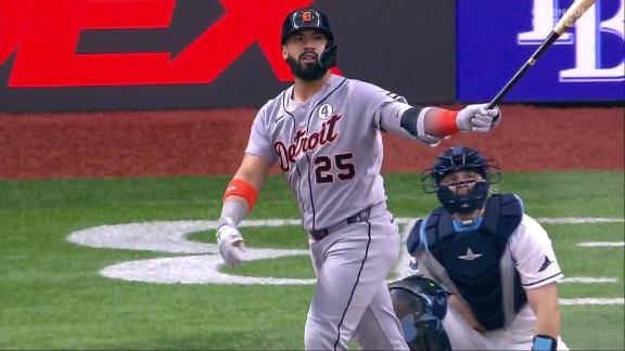 Gleyber Torres launches a 433-foot leadoff HR - ESPN Video