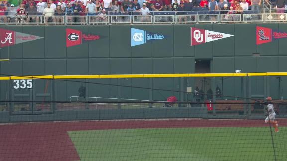 Rylan Lujo blasts a HR in the 1st for Georgia - ESPN Video